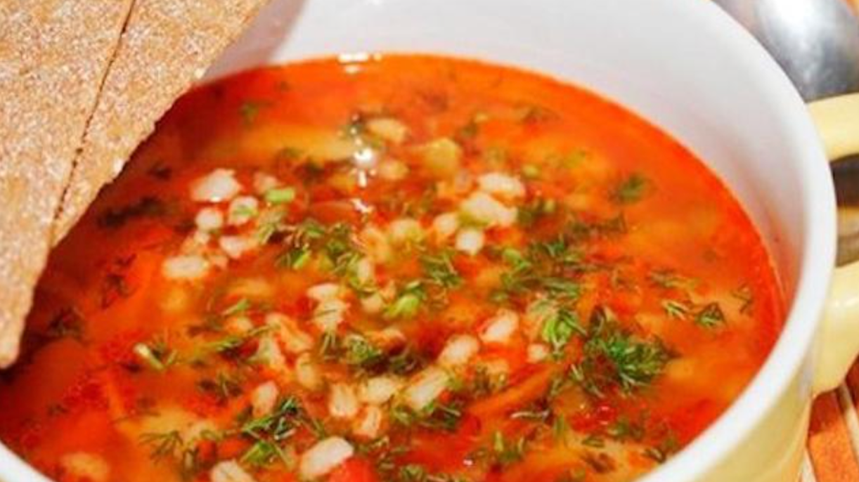 Oryginalny obiad - solanka z kaszą perłową | Planeta Polska